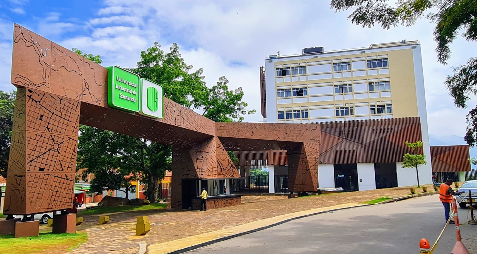 Públicas – Becate